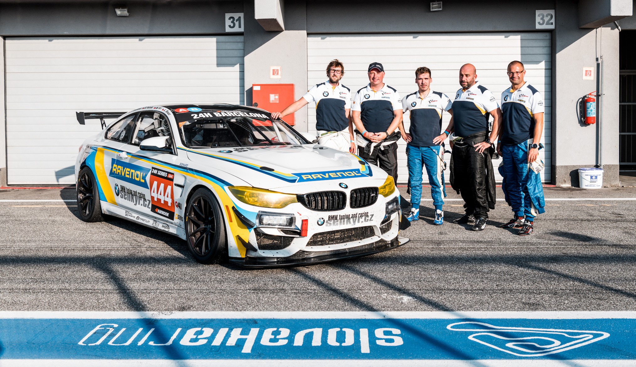 BE A RACE DRIVER – 24h závod v Barceloně je tady! | Šenkýř Motorsport