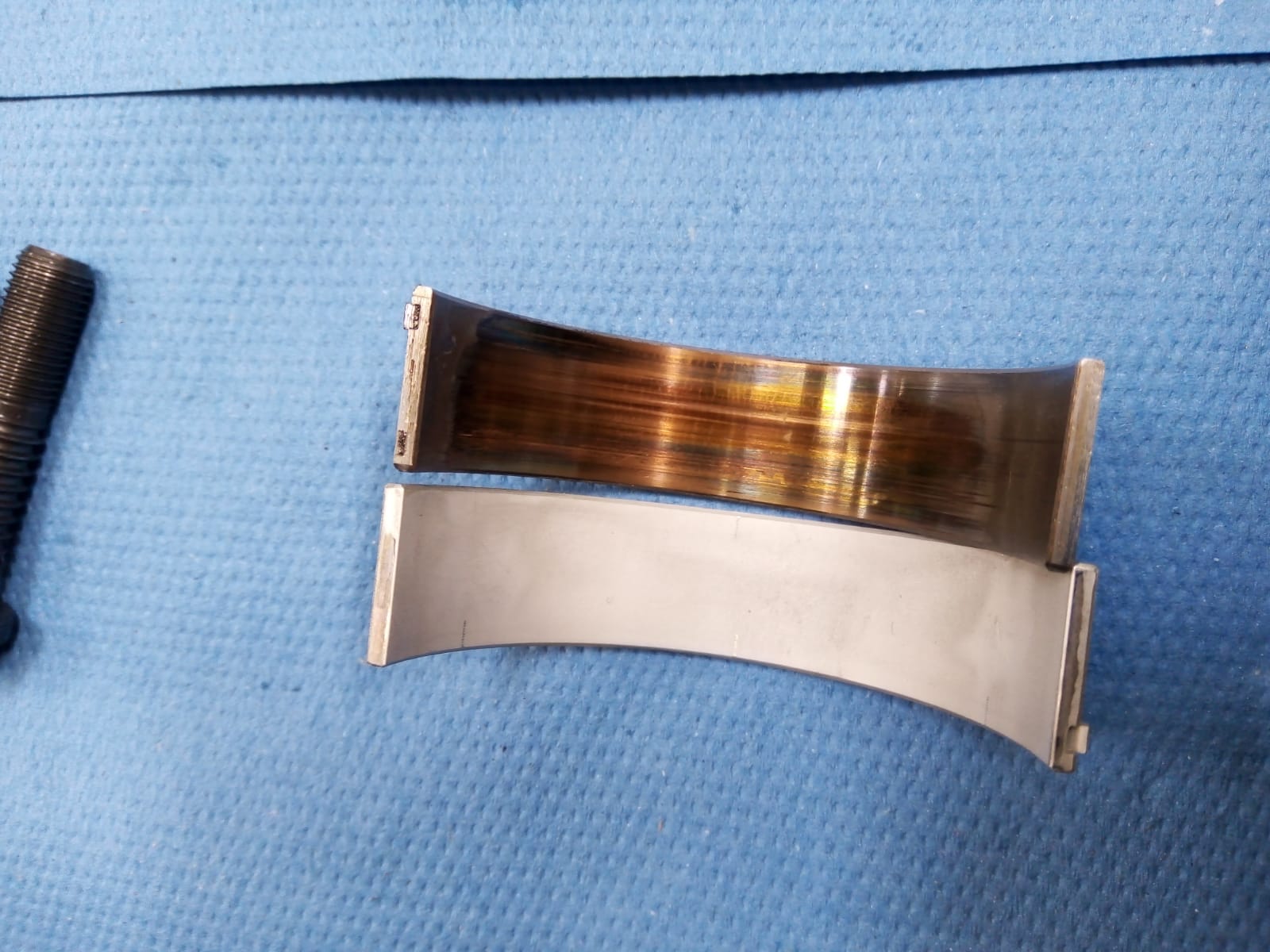 Connecting rod bearings V8 S65 - complete replacement | Šenkýř Motorsport