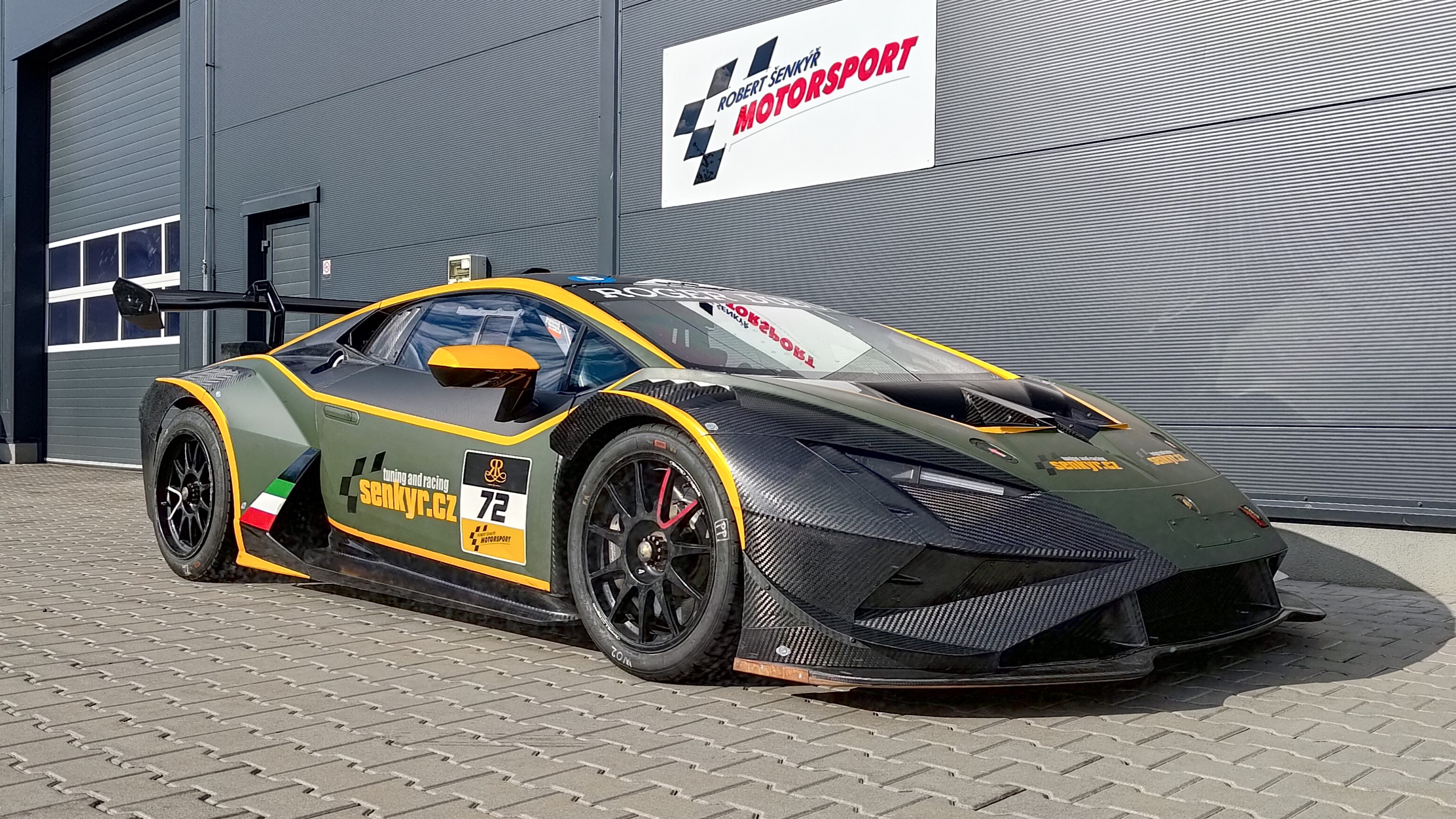 Lamborghini Huracán Super Trofeo EVO2 | Šenkýř Motorsport